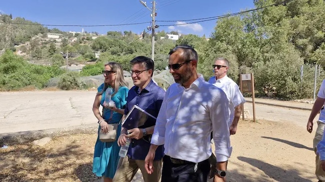 Historic Visit Boosts Support - AFSI